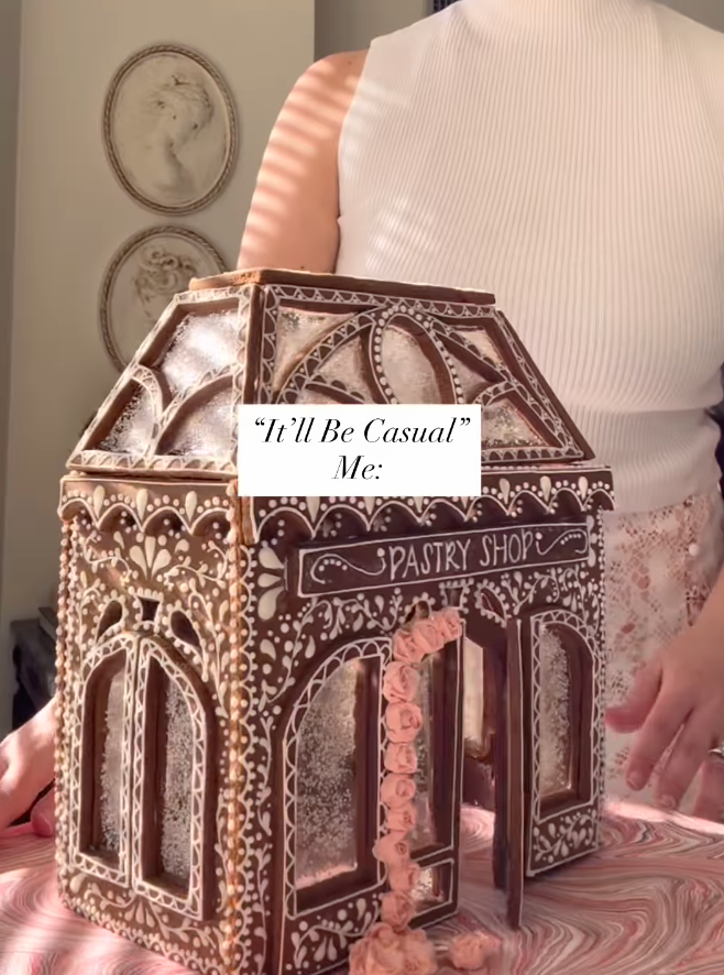 I asked experts when (and if) it's safe to eat your gingerbread house ...