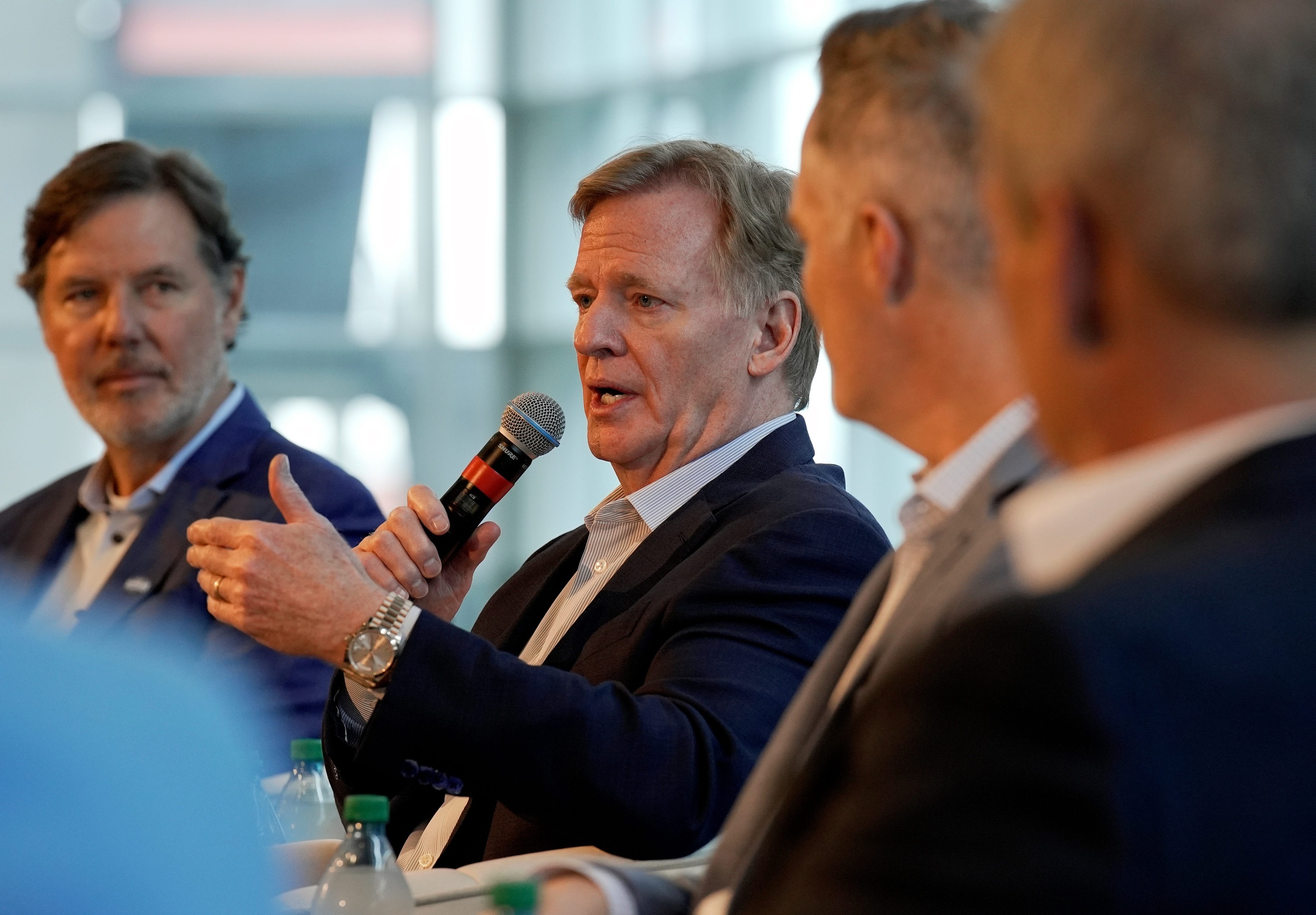 Final week’s slate proves NFL season is 2 weeks too long