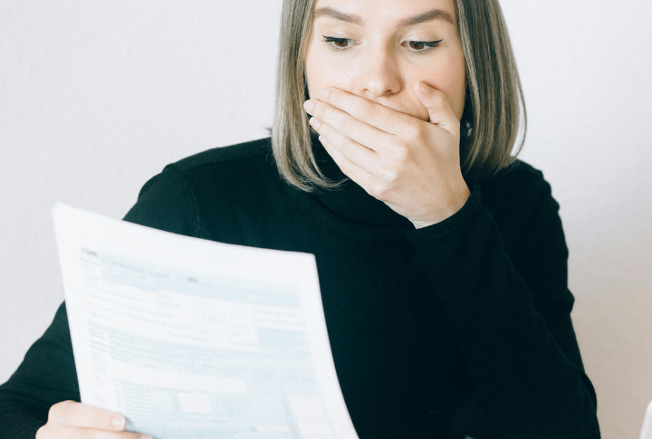 15 sneaky red flags to spot on your bank statement