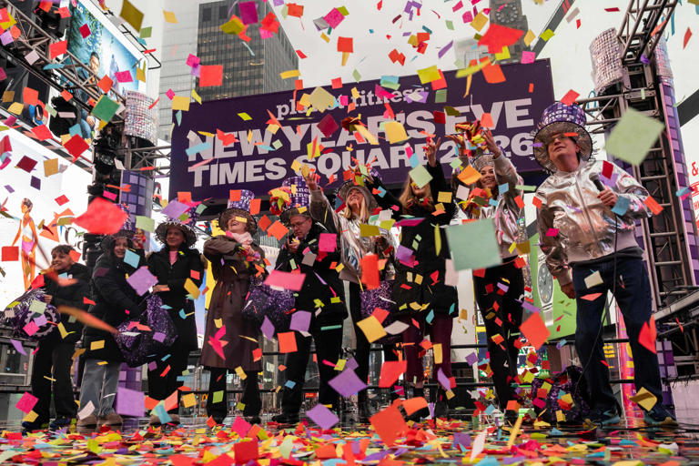 Times Square organizers test confetti ahead of New Year's Eve celebration