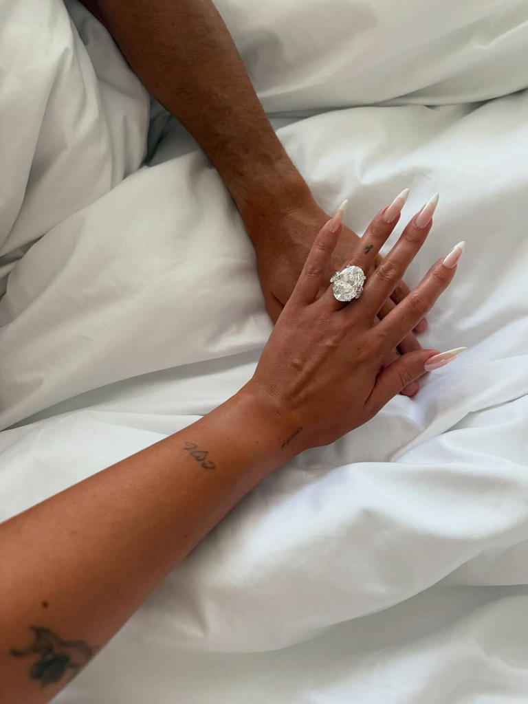 Los anillos de compromiso de las celebridades en 2025