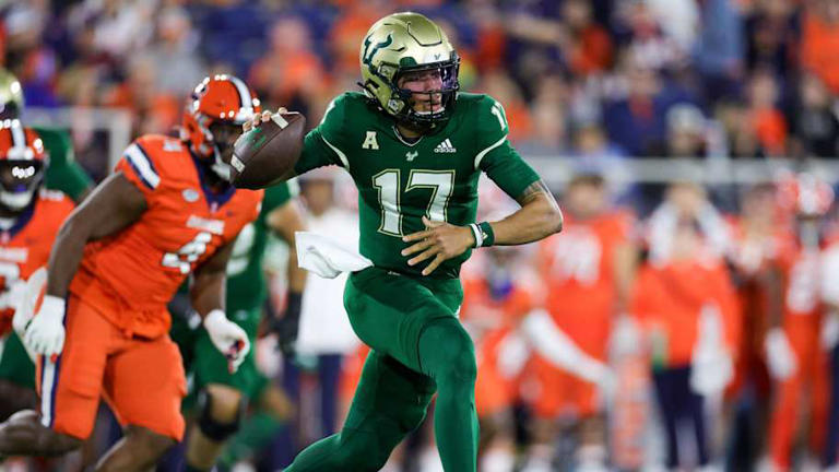 Major college football program predicted to be clear frontrunner for ...