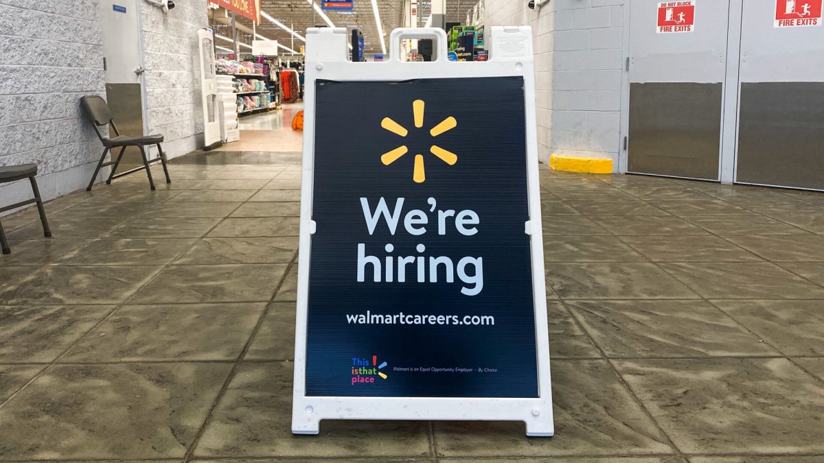 Walmart creates program to train trade workers