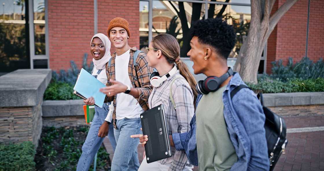 Man guides graduates with second class lower and third class eager to ...
