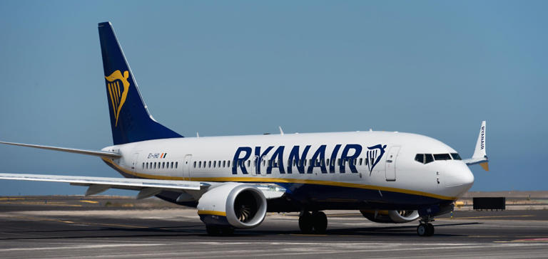 Ryanair flight turned round after horrific turbulence