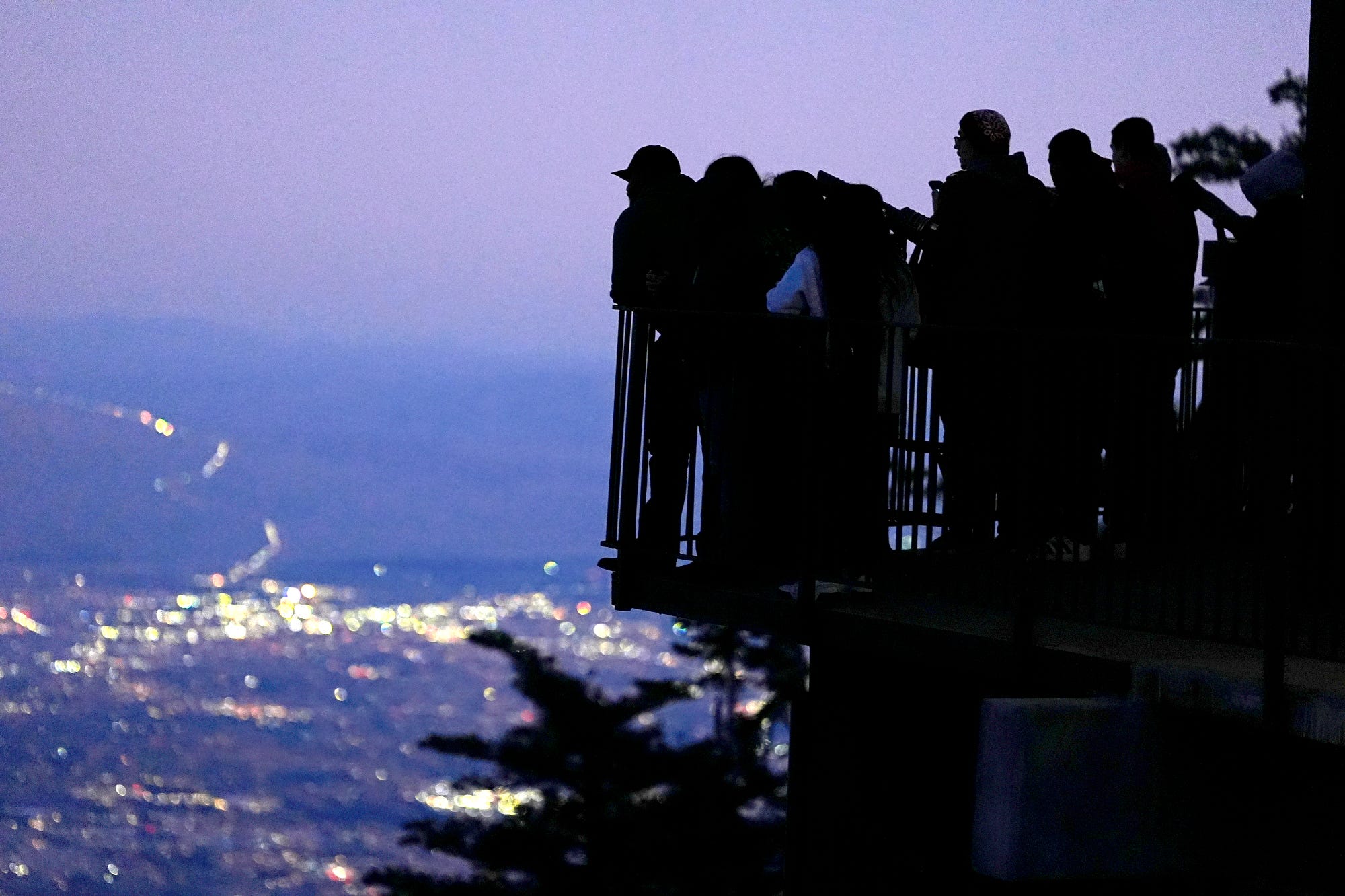 Palm Springs Aerial Tramway reopens Sunday after unplanned closure