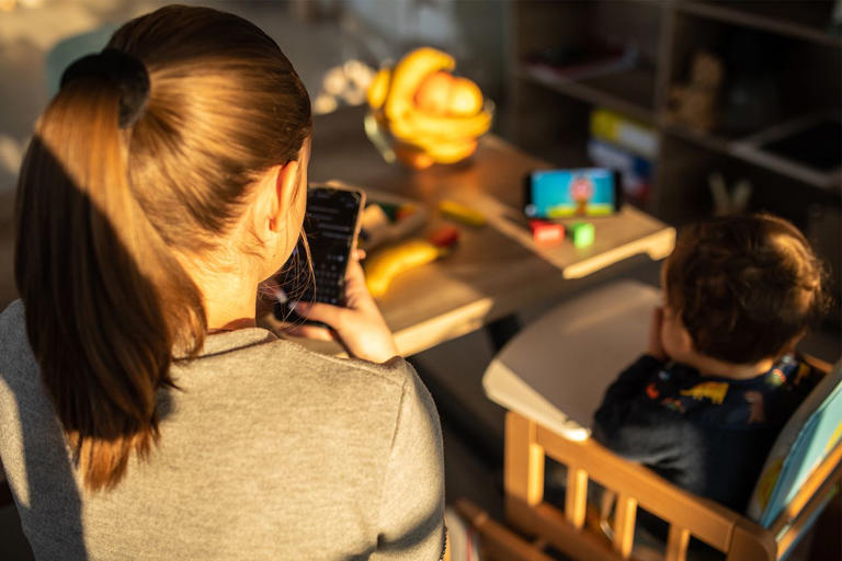Inseparable siblings no longer speaking after dispute with new sister ...