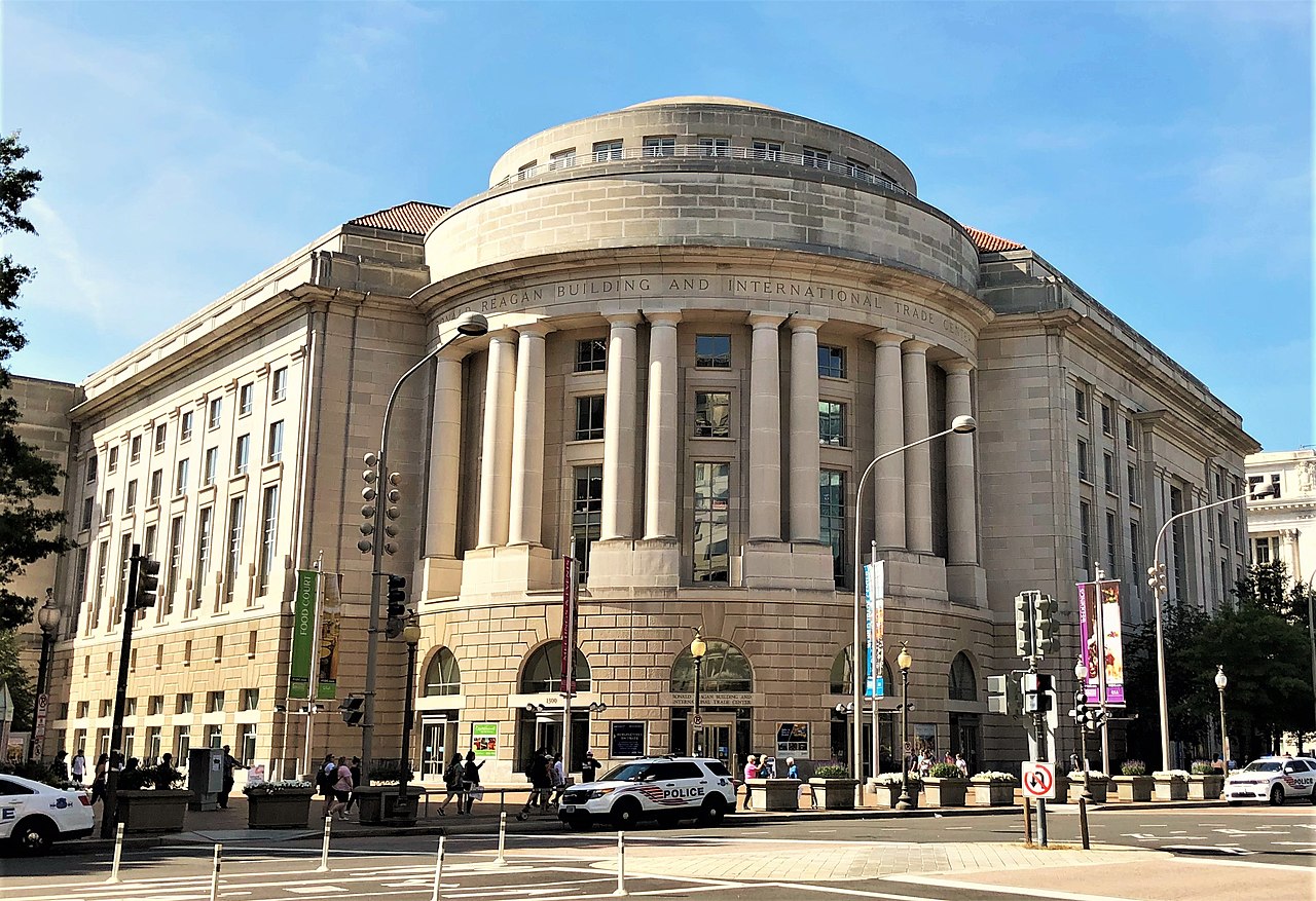 FBI to permanently shutter Hoover Building headquarters