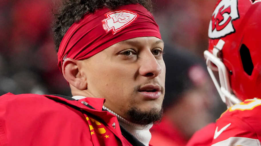 Patrick Mahomes’ daughter Golden shows off incredible balance with full ...