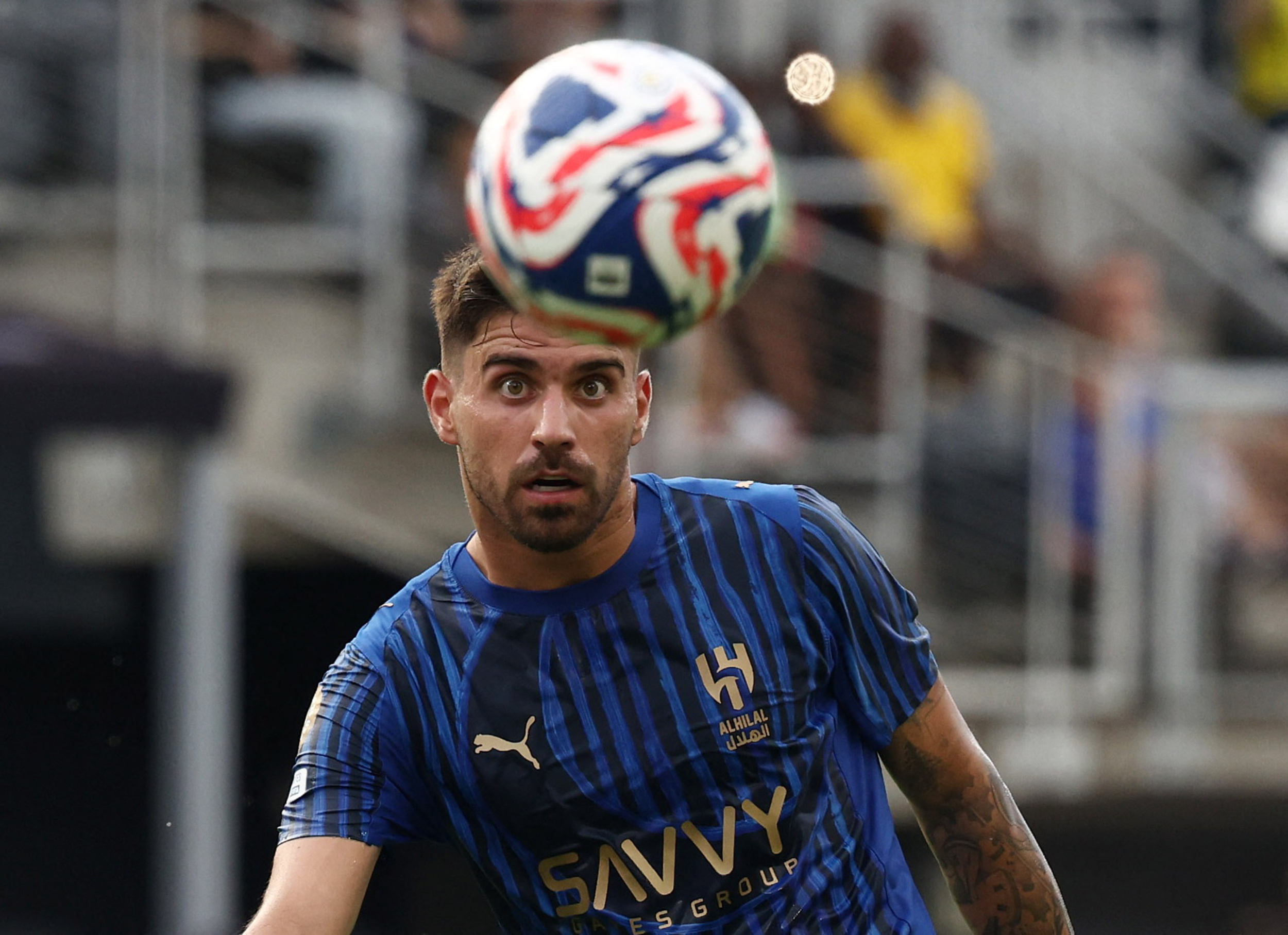 Tottenham have a problem as West Ham set sights on former PL midfielder