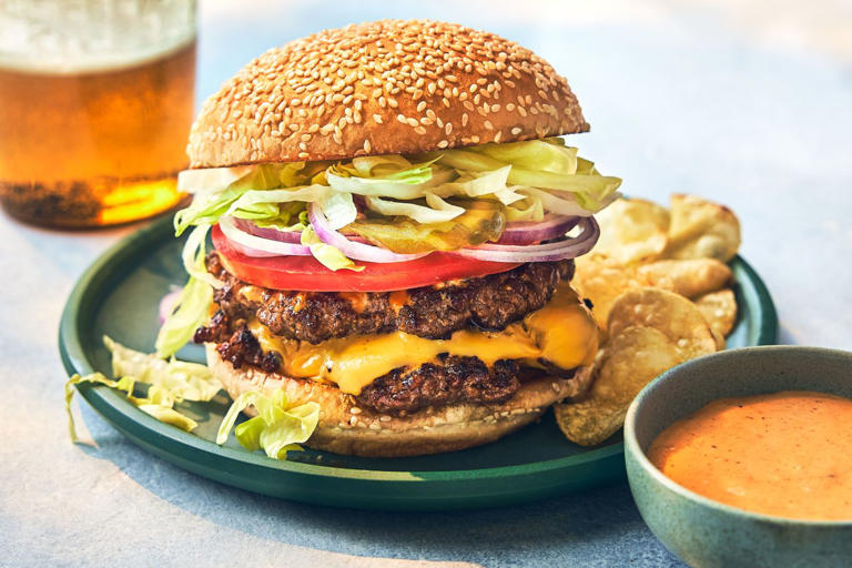 How to make and shape hamburger patties