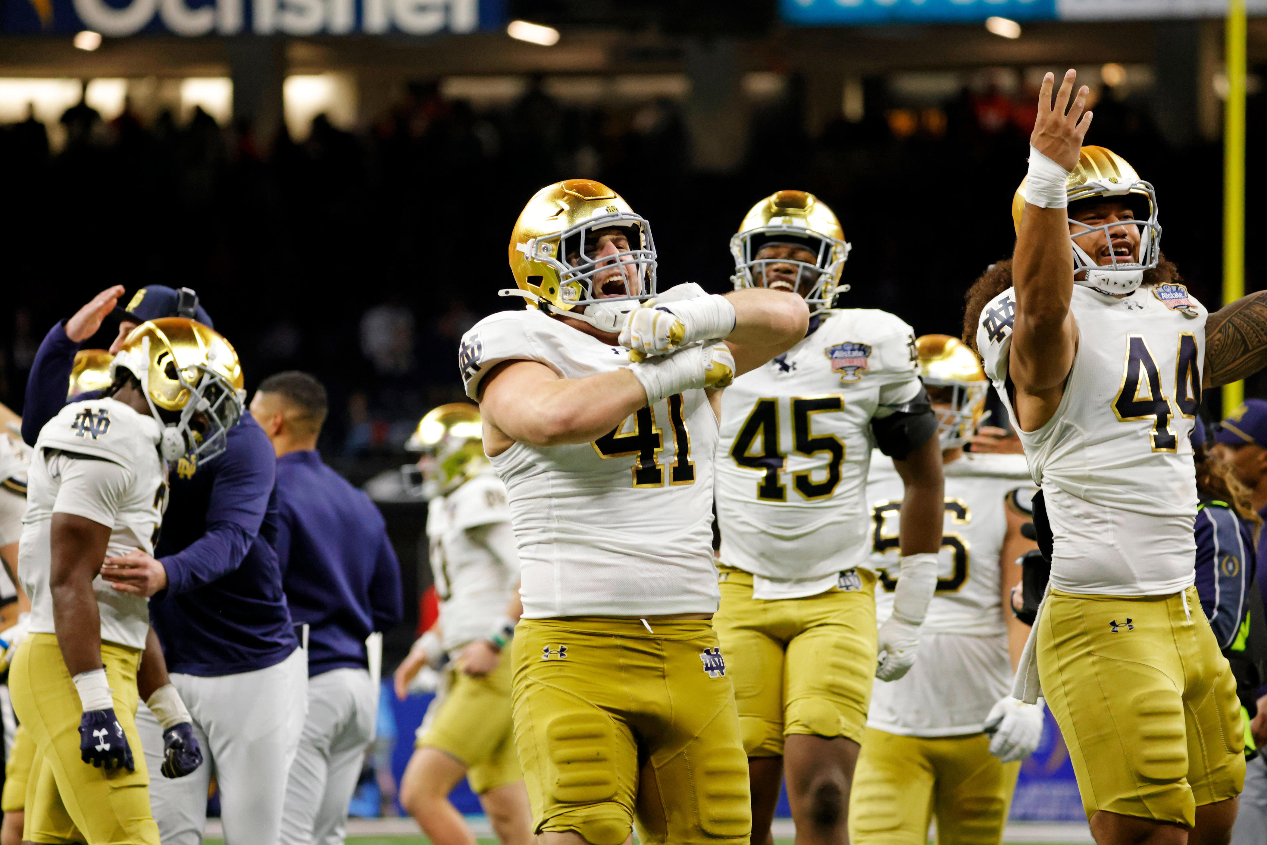 Current Notre Dame football captain retires from the game