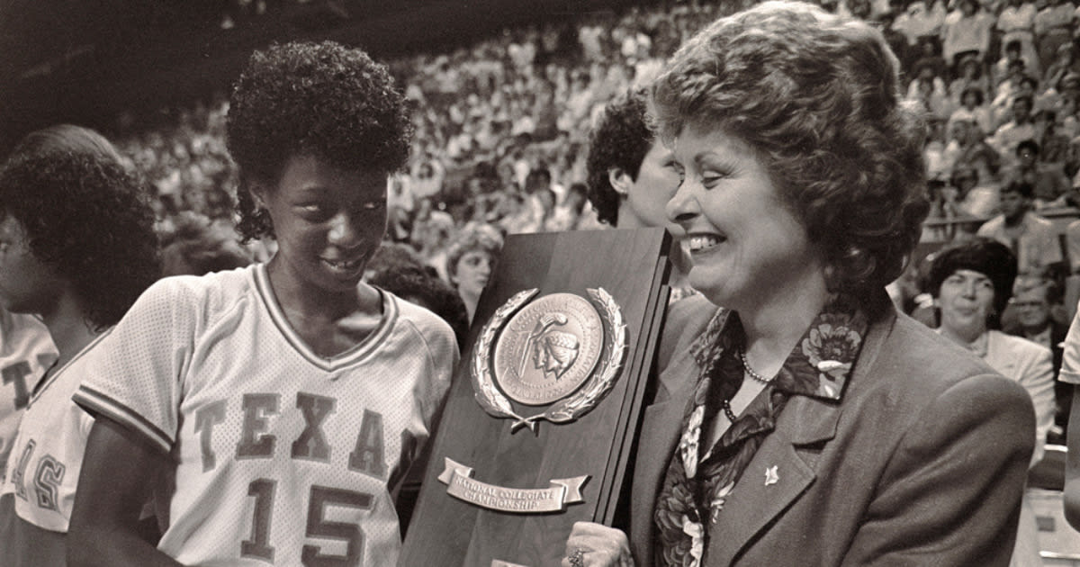Jody Conradt retires from fulltime appointment at Texas