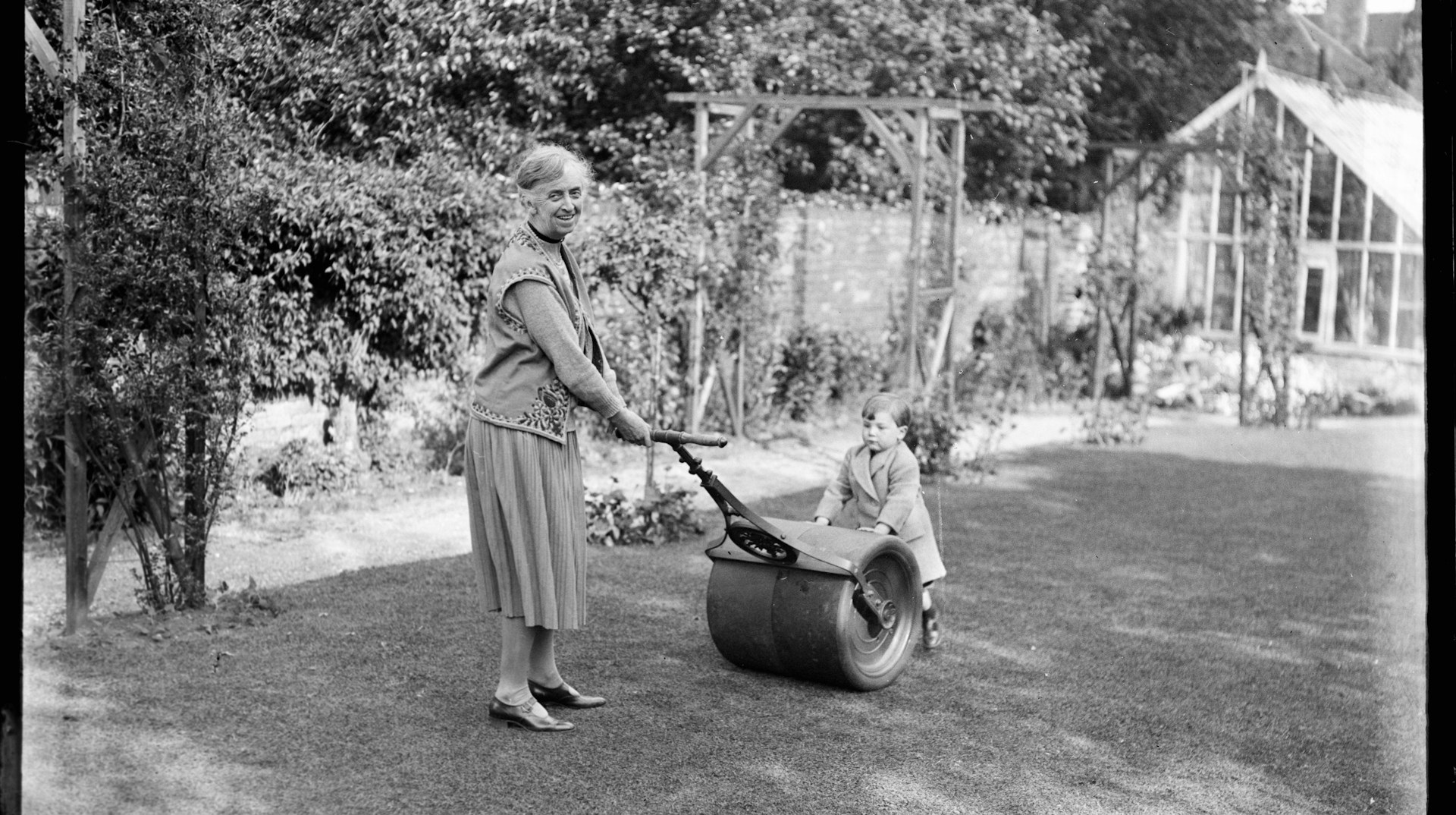 8 parenting habits from the 1950s modern parents are surprisingly ...