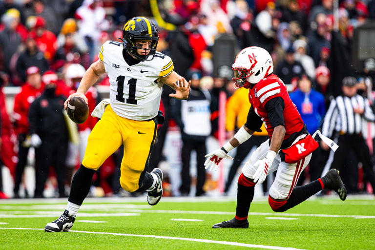 MC&J: Illinois, USC, and Iowa are next up in non-CFP bowl action