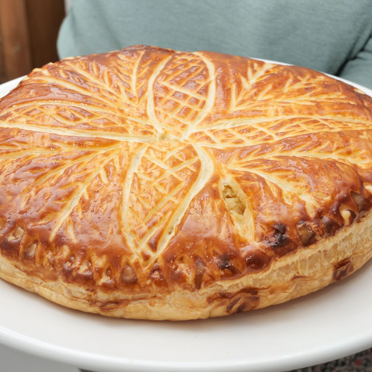 Essayez plutôt cette version salée de la galette des rois pour l'apéro ...