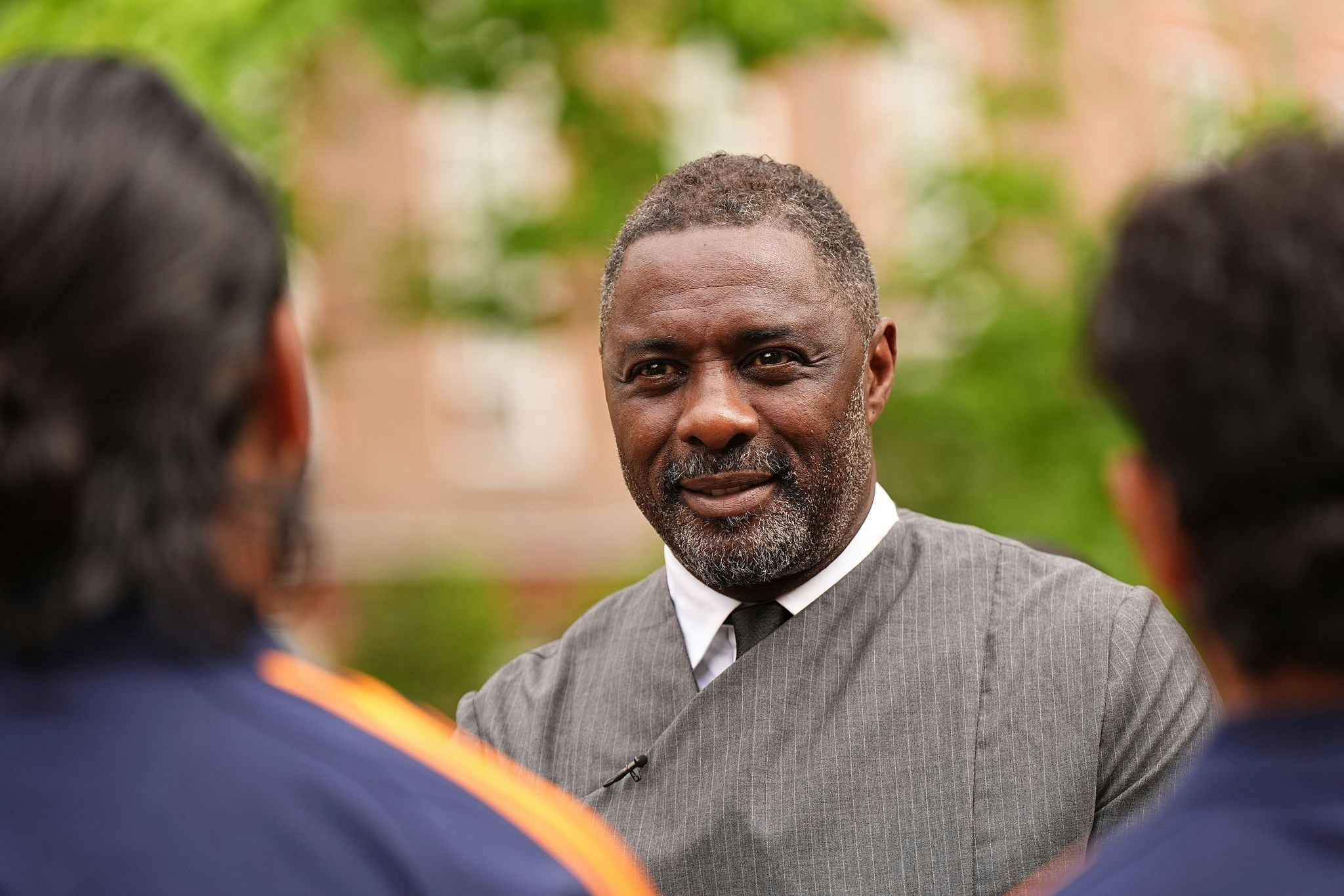 Großbritannien: Ritterschlag für Idris Elba - Orden für Osman und Lucas