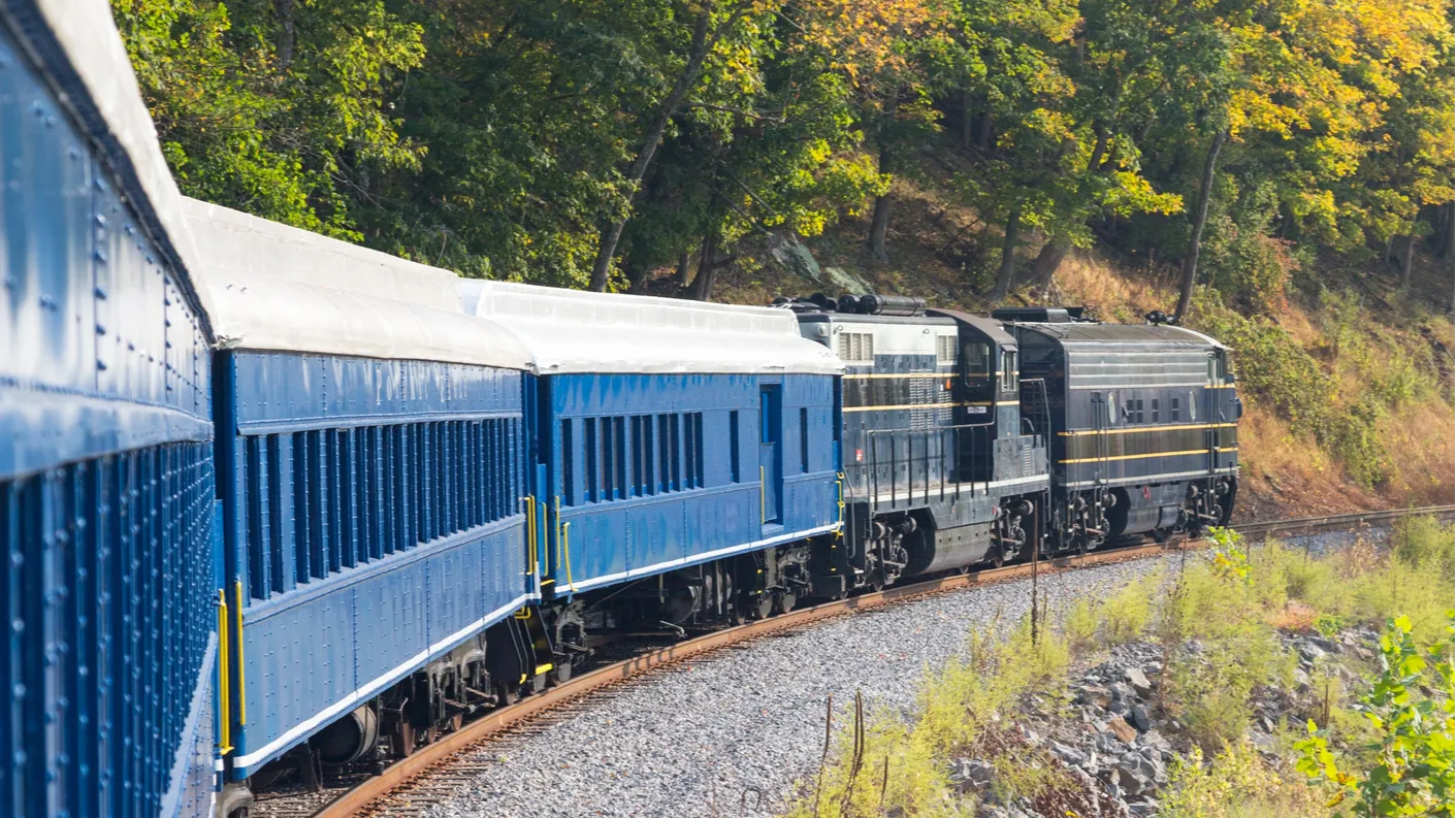 This little-known West Virginia train ride reaches places cars can't