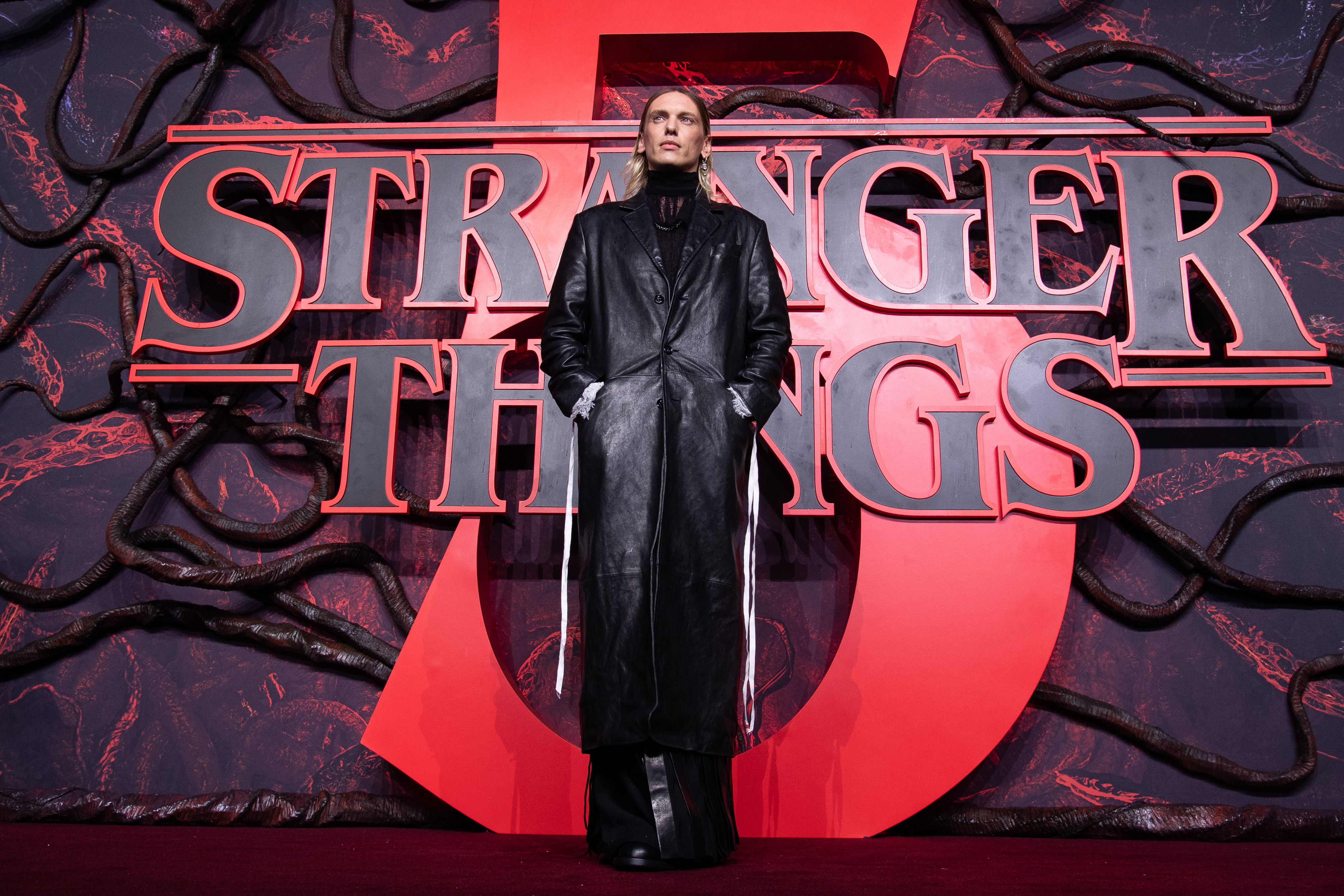 Stranger Things cast members pick their character's best look over the ...
