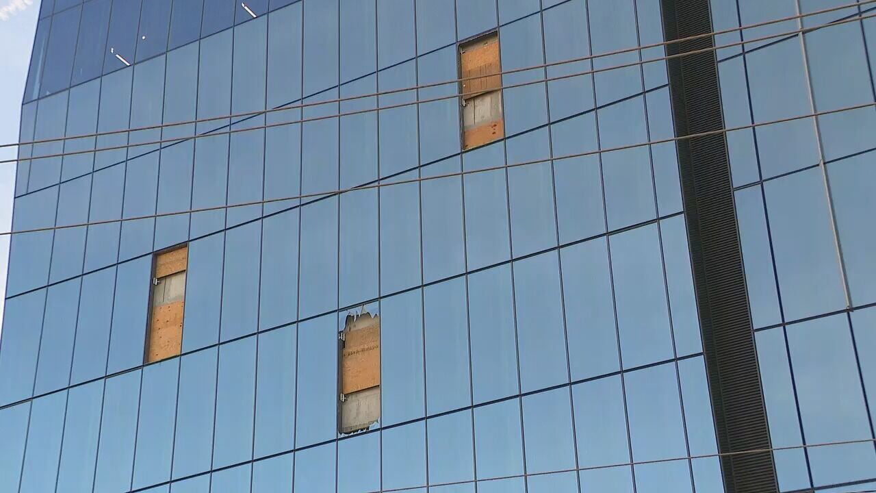 Chaos at Atlantic Station leaves windows broken, visitors 'frantic' and ...