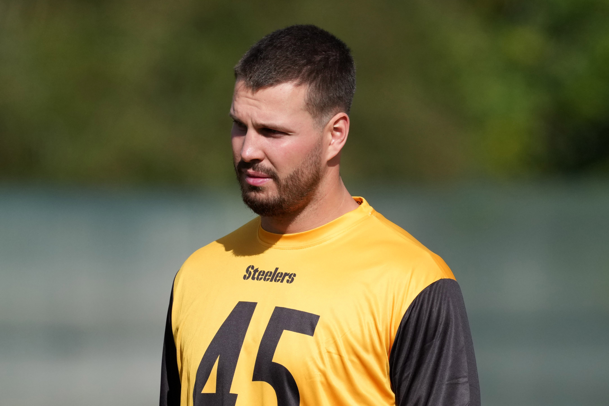 Steelers make two practice squad moves for Week 18