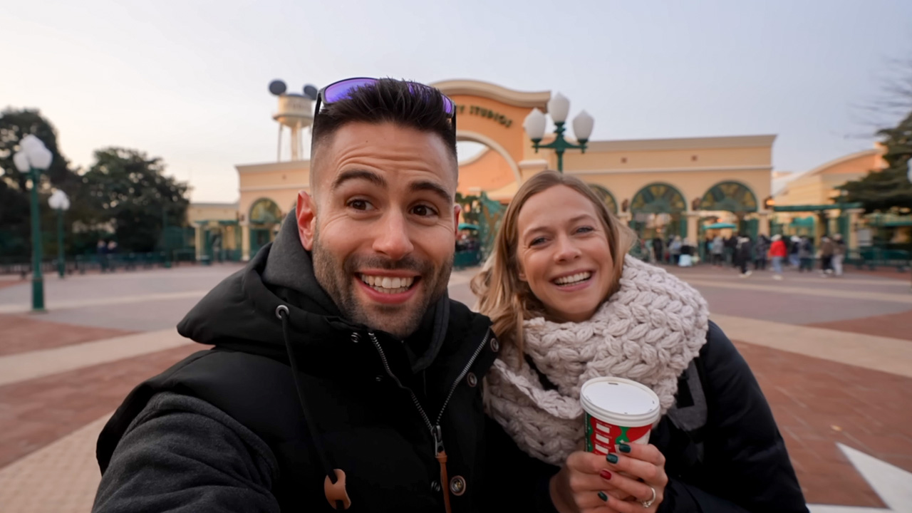 A snowy day at Disneyland Paris: Walt Disney Studios adventure