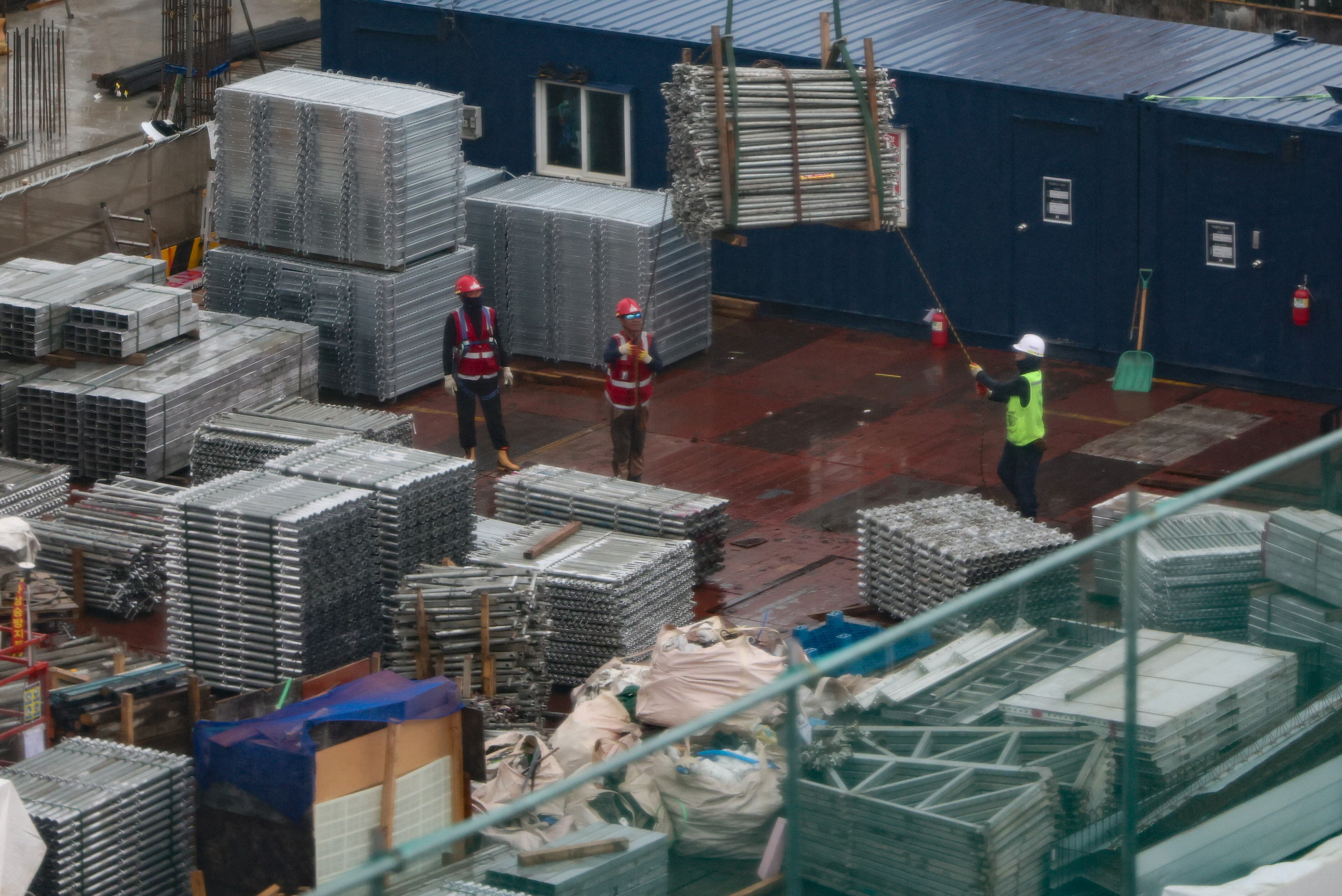 Shipbuilding optimism contrasts with construction, furniture pessimism