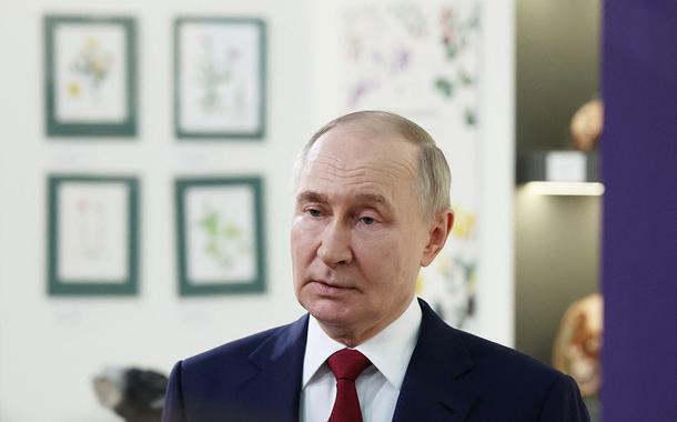 Putin conversa com Irã e Israel em meio às ameaças de Trump e oferece ...