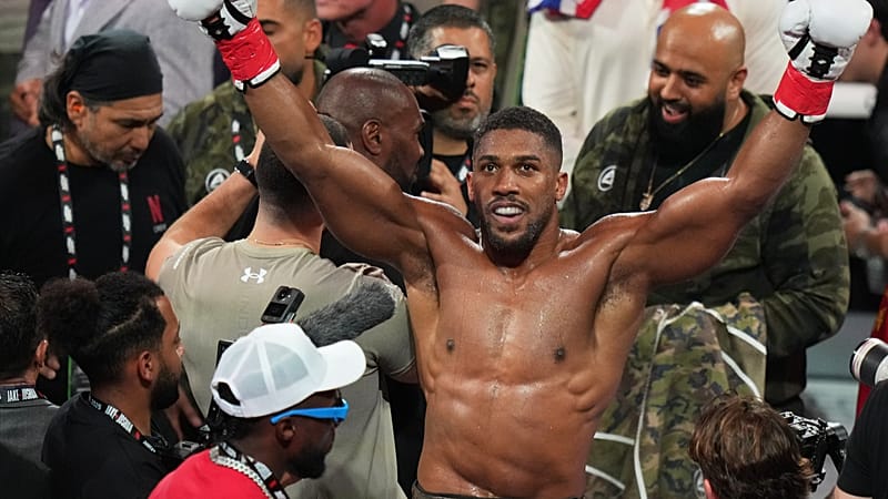 Boxing heavyweight Anthony Joshua 'stable' after deadly car crash in ...