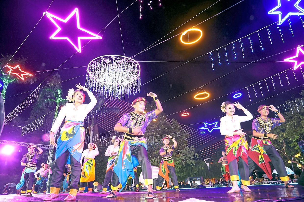 Enchanting evenings in Putrajaya