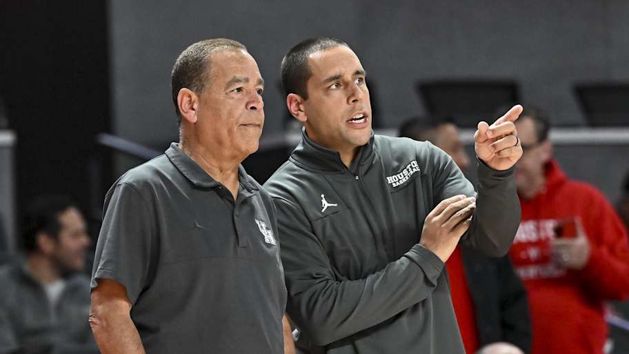 Kellen Sampson draws familiar parallels while praising Houston Cougars