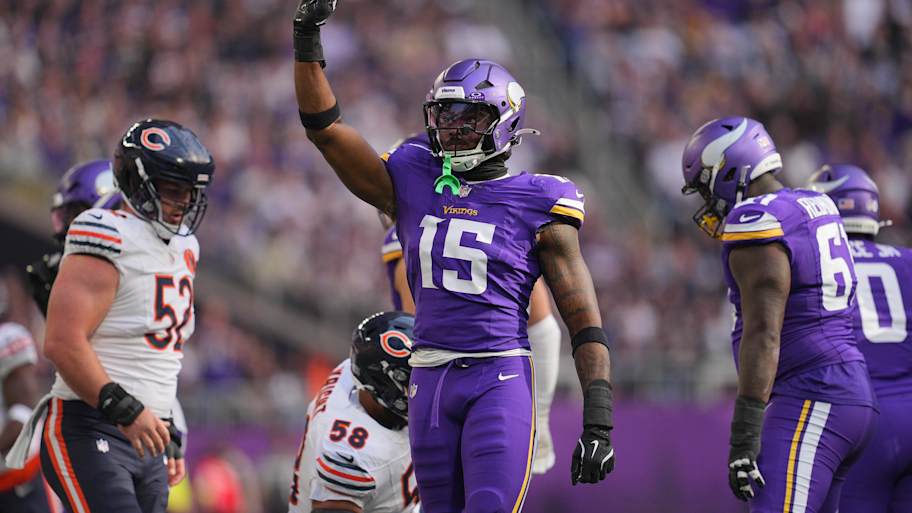 3 young Vikings defenders whose arrows are pointing up entering 2026