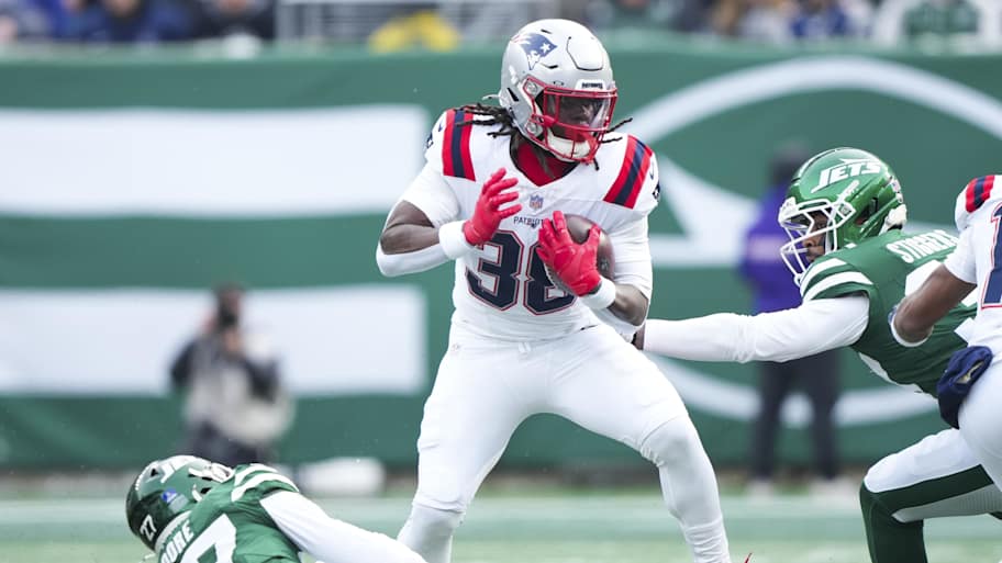 Rhamondre Stevenson keeps Patriots running game churning