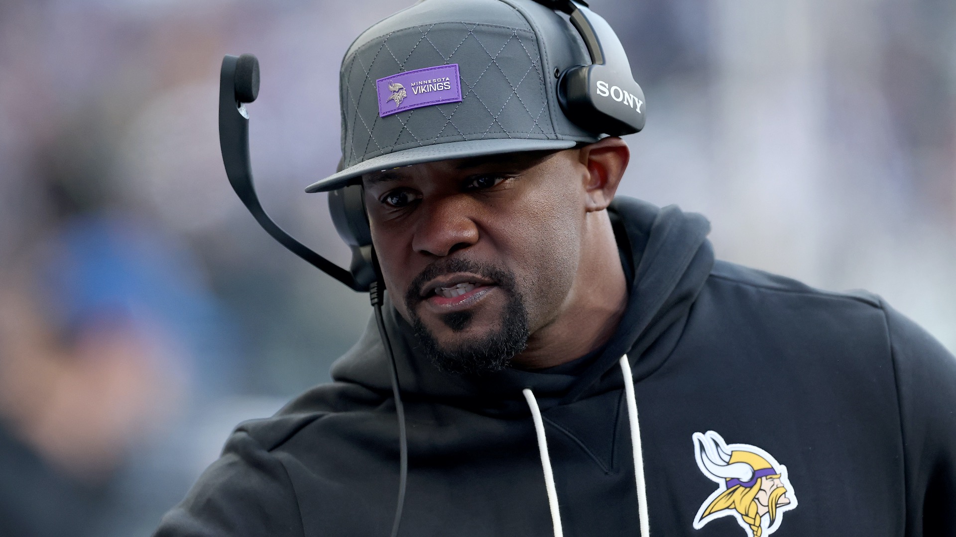 Vikings insider reveals big update on Brian Flores alternatives