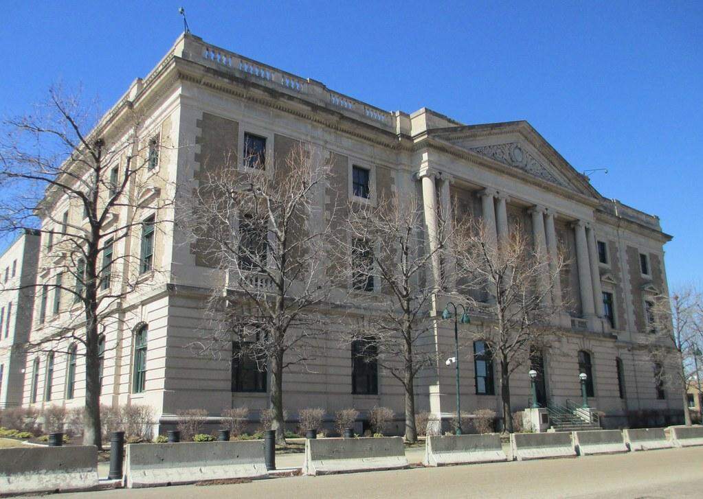 Trump administration sues Illinois over limits to federal immigration ...