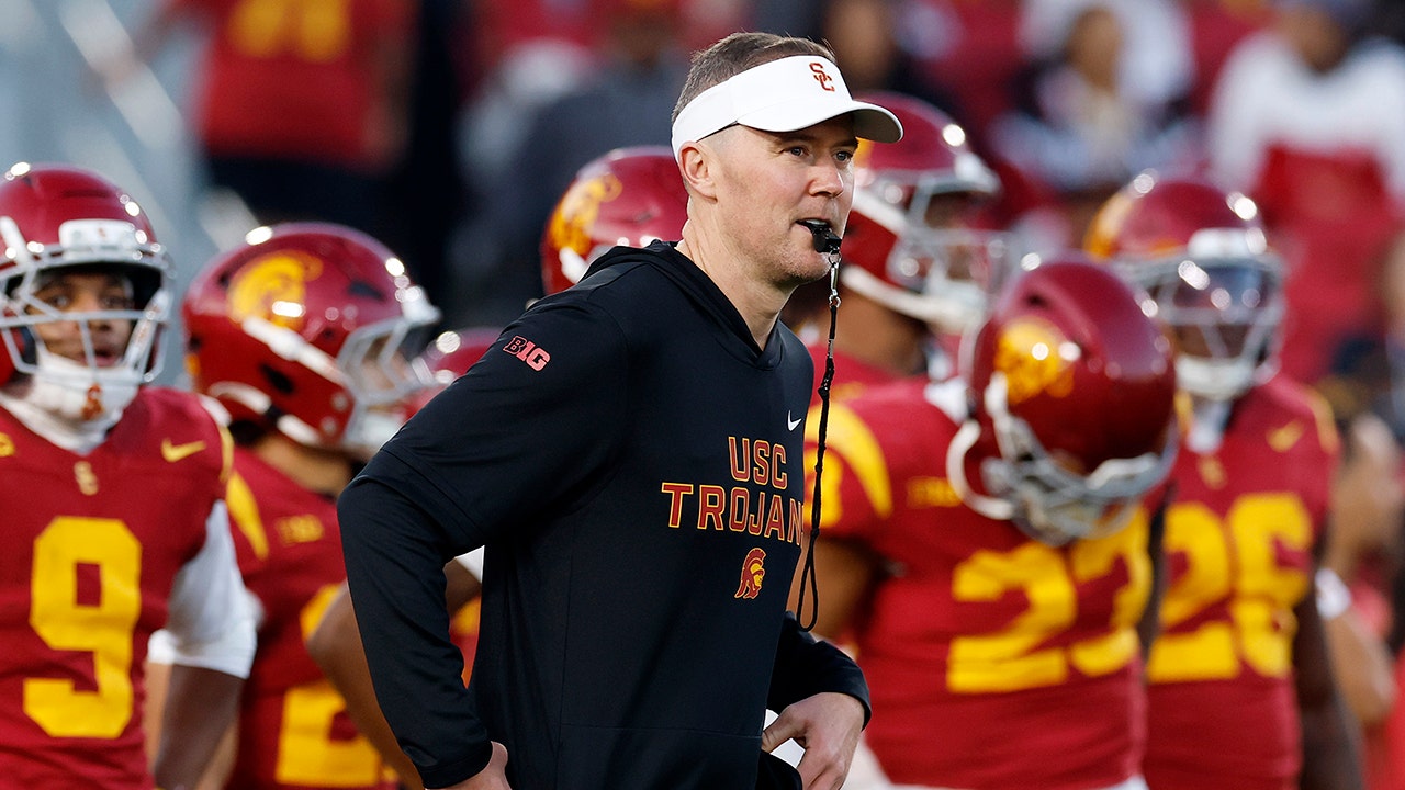 USC coach Lincoln Riley blames Notre Dame for ending 96-year rivalry ...