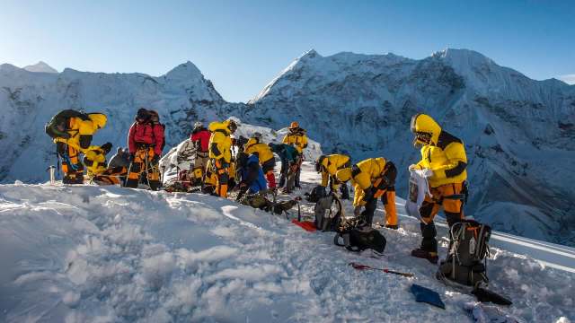 Drone footage reveals 'unsettling' video from top of Mount Everest ...