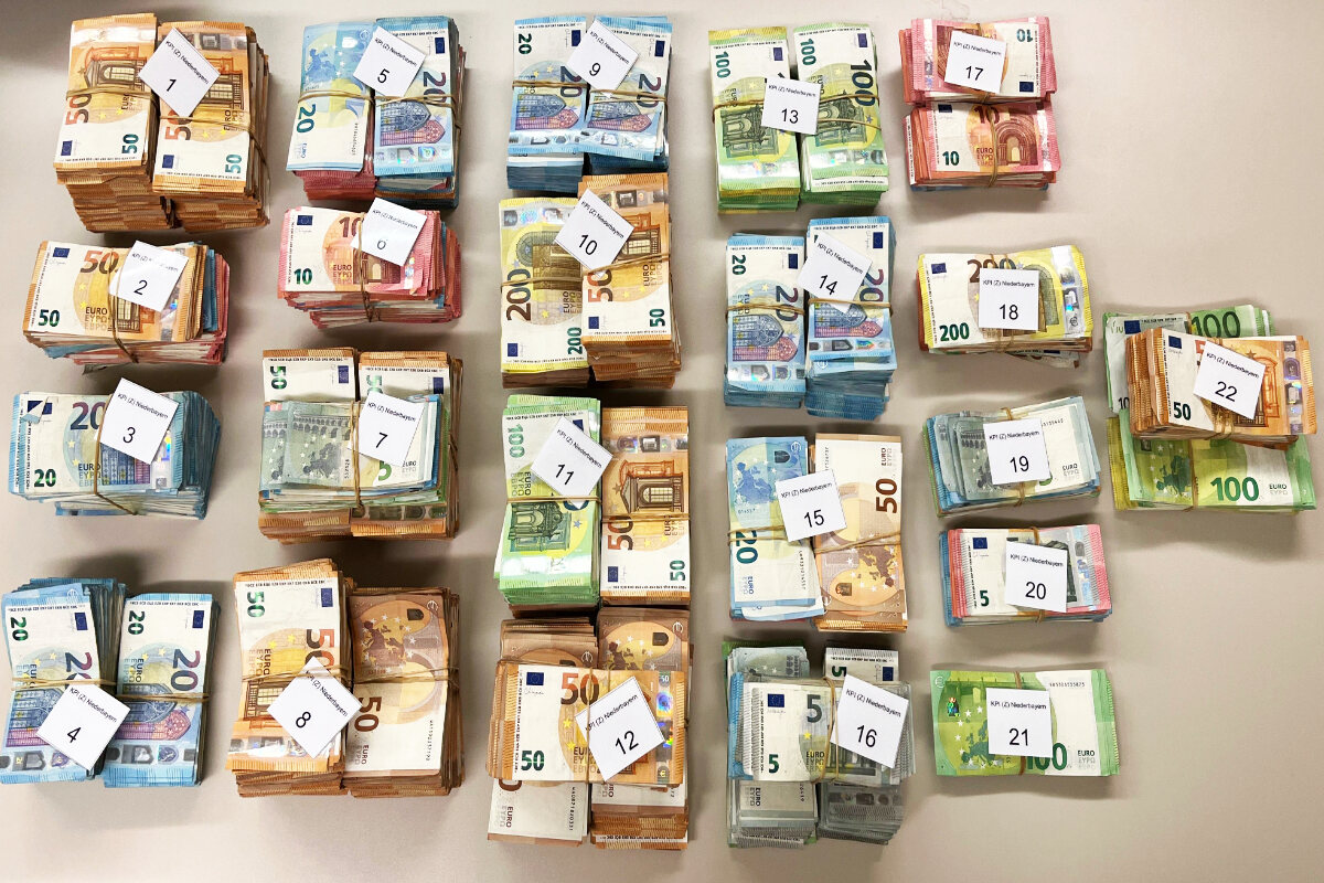 Grenzpolizei stoppt Peugeot: Dieser Fund hat für den Fahrer (37) ein ...