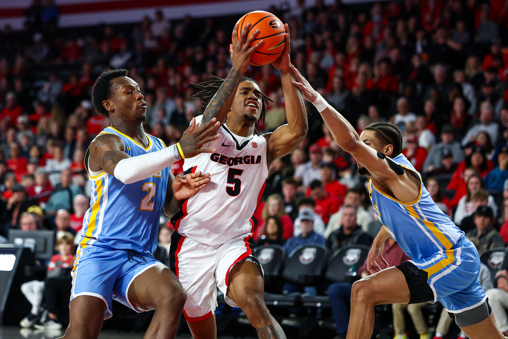 No. 23 Georgia rallies in the 2nd half to beat Long Island University 89-74