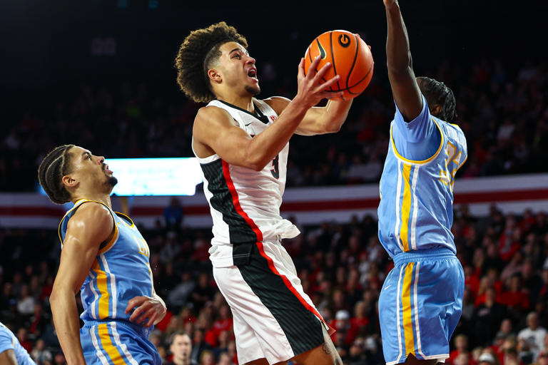 No. 23 Georgia rallies in the 2nd half to beat Long Island University 89-74