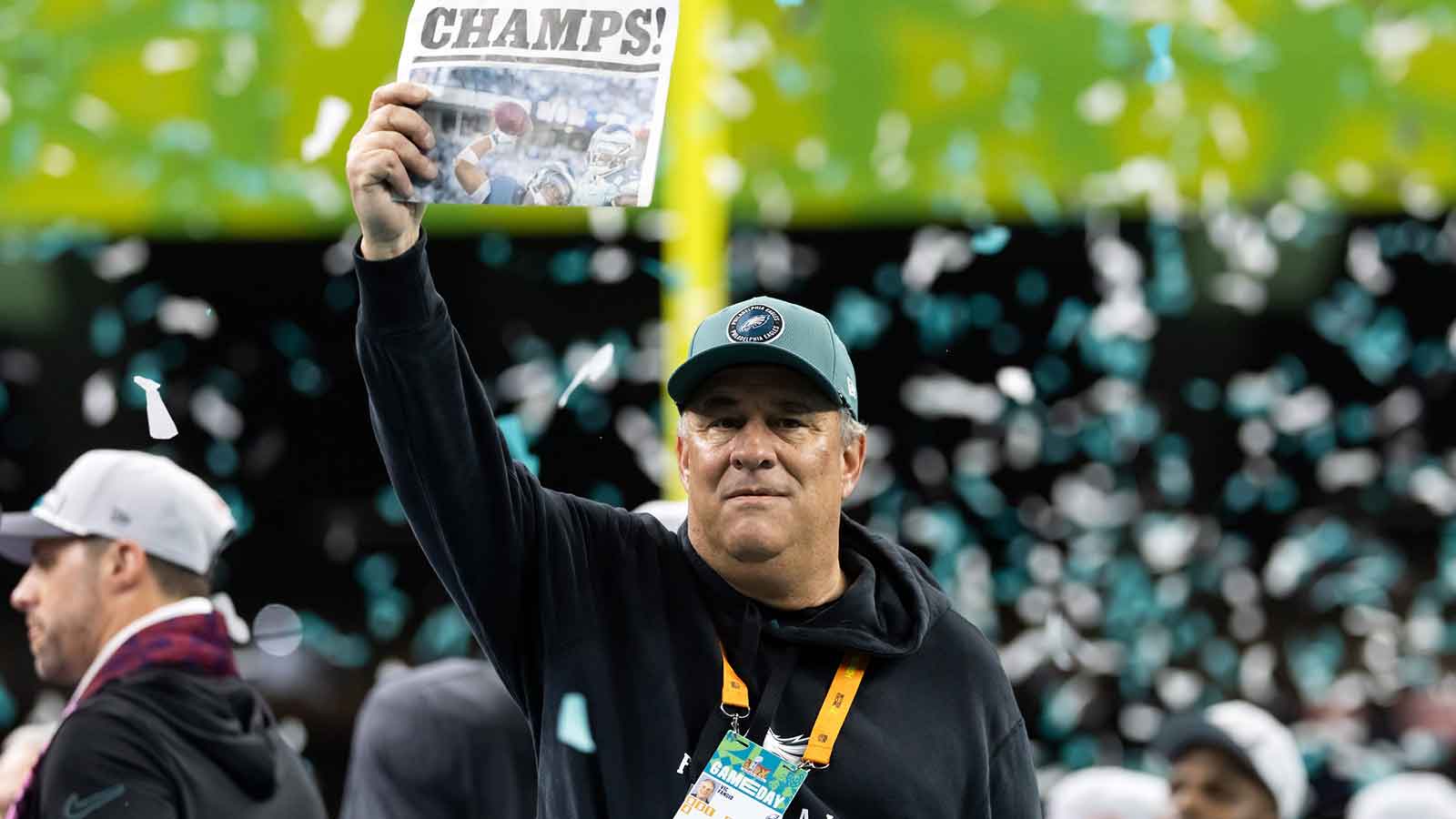 Eagles’ offense is still shaky — but Vic Fangio’s defense is good ...