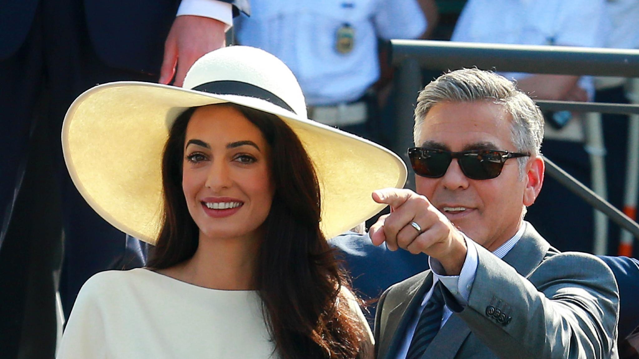 George Clooney, Amal e i figli diventano cittadini francesi: "È il posto dove siamo più felici"