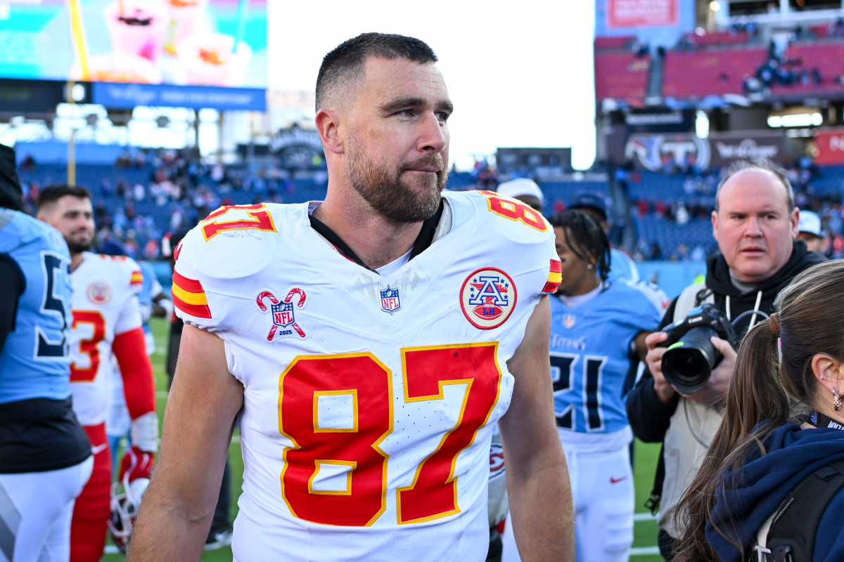 Chiefs react to Travis Kelce announcement on Monday