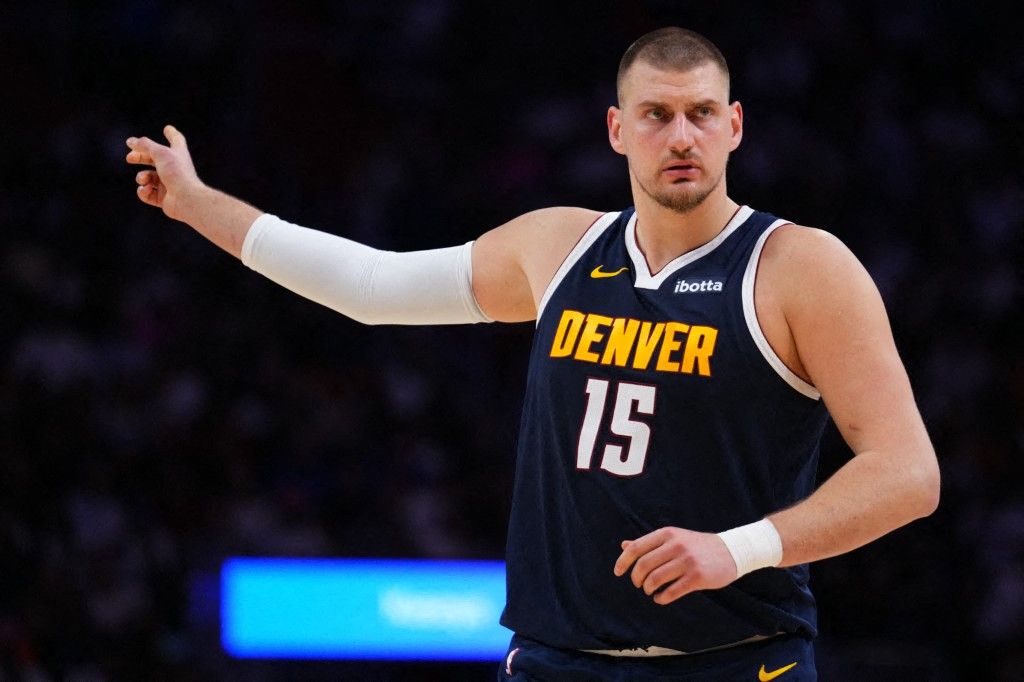 NBA: Jokic suffers 'gut-wrenching' knee injury as Nuggets thrashed
