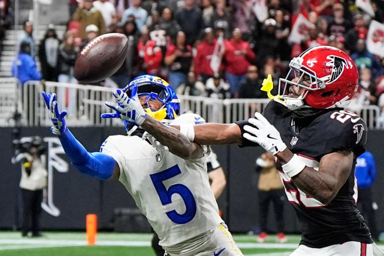 Rams see questionable missed pass interference call stall desperate ...