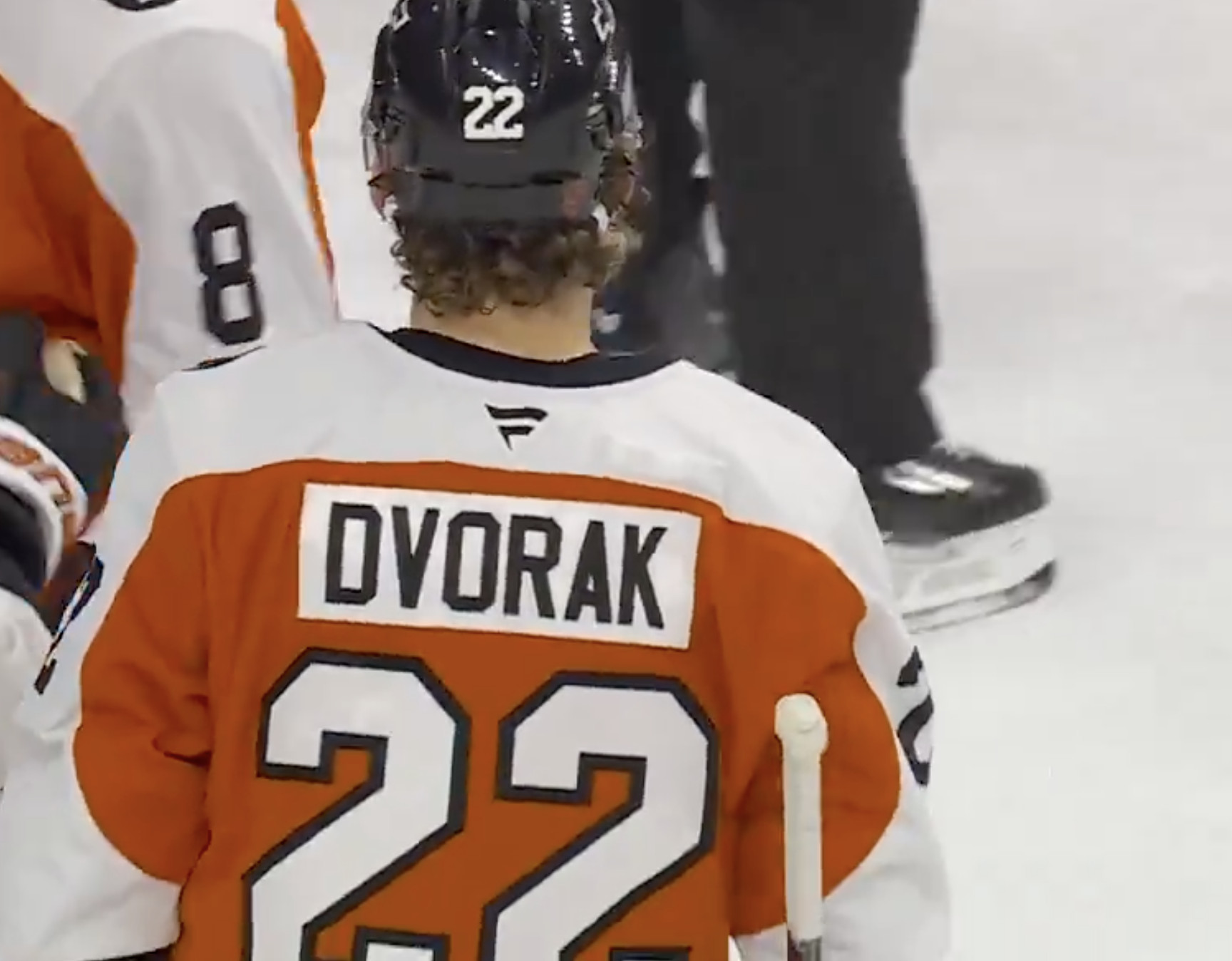 Christian Dvorak et les Flyers discutent d’une prolongation de contrat
