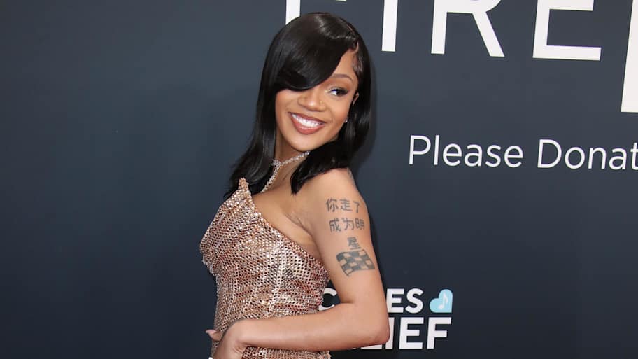 GloRilla turns heads in ski bunny fit for bf Brandon Ingram's dramatic ...