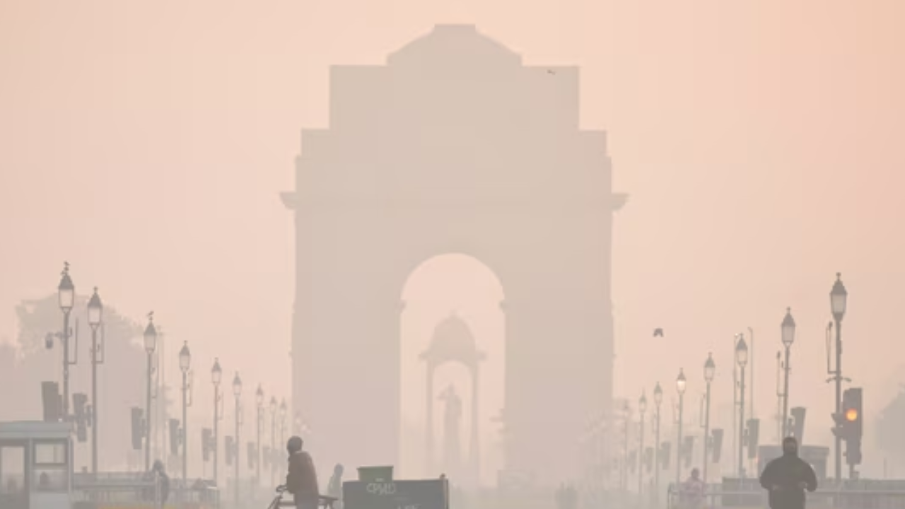 Delhi smog scare: Who is Rajkumar Bafna? Finance executive turns online ...