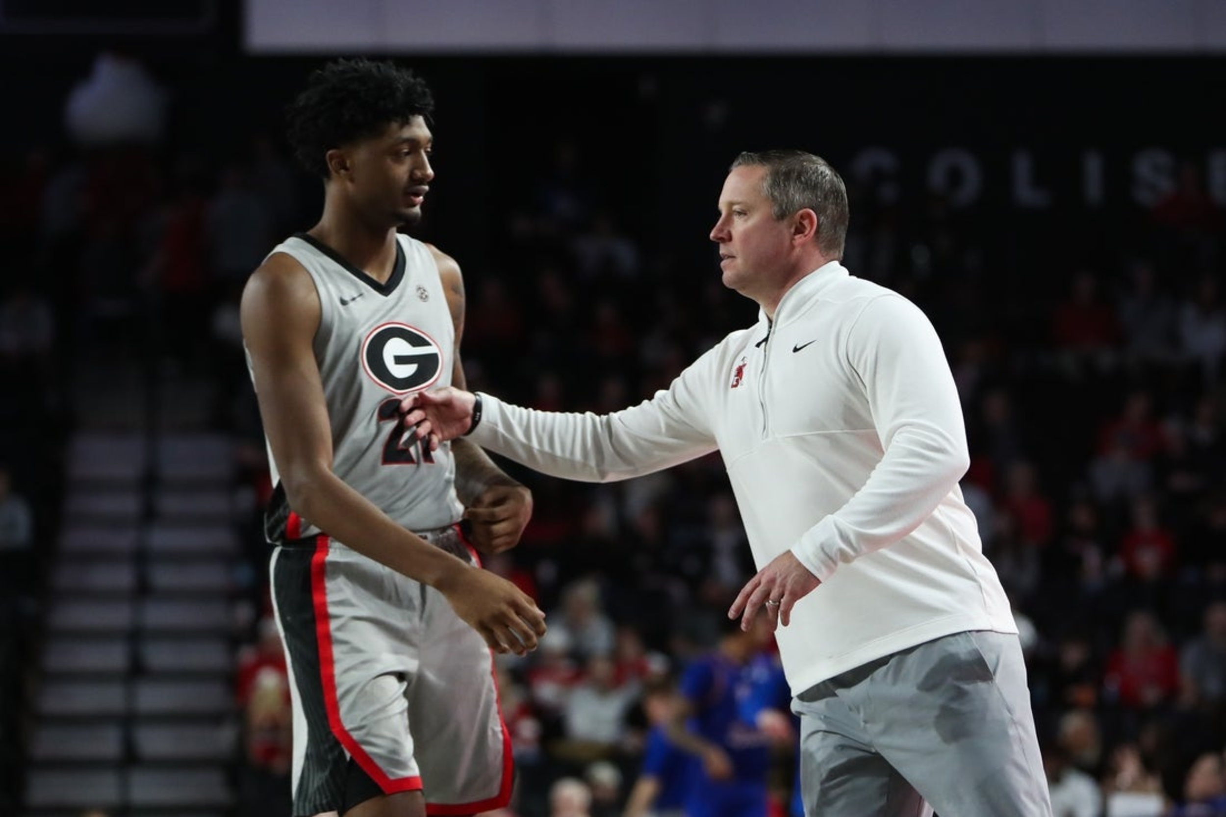 No. 23 Georgia uses balanced attack, second-half surge to edge Long Island