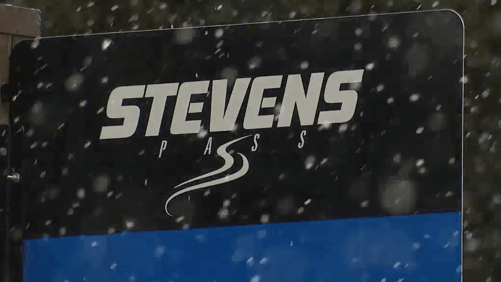 Stevens Pass reopens with limited access as Highway 2 experiences ...